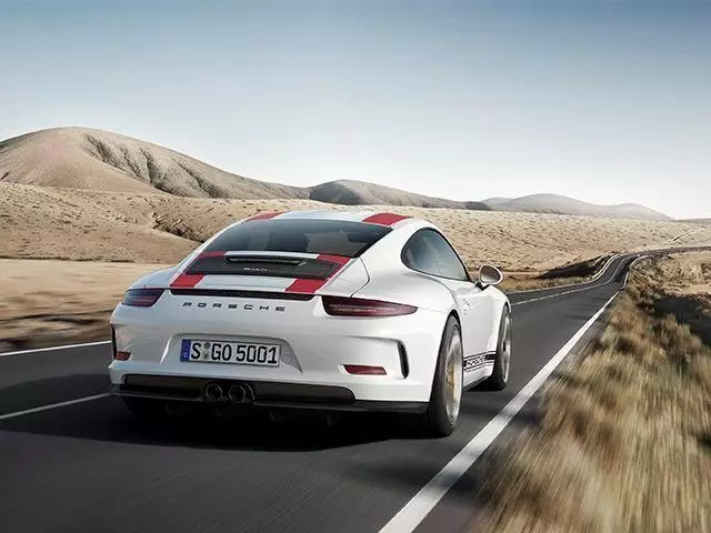 Eikö sinulla ole varaa Porsche 911 R:ään? Tässä on joitain paljon halvempia vaihtoehtoja 13114_5