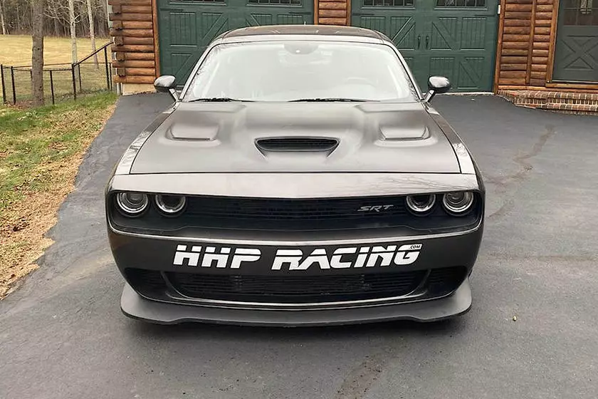 La Dodge Challenger SRT Hellcat de 1 300 chevaux est un vol de 70 000 $ 13118_2