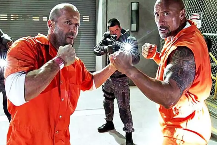 The Rock และ Jason Statham จะแสดงในภาพยนตร์ภาคแยกที่โกรธจัด