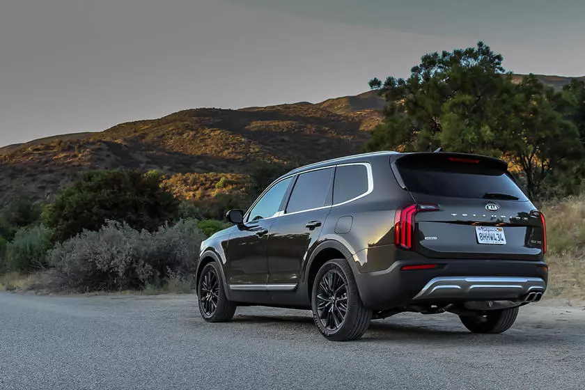 2020–2021 m. „Kia Telluride“ vaizdas iš galinio kampo