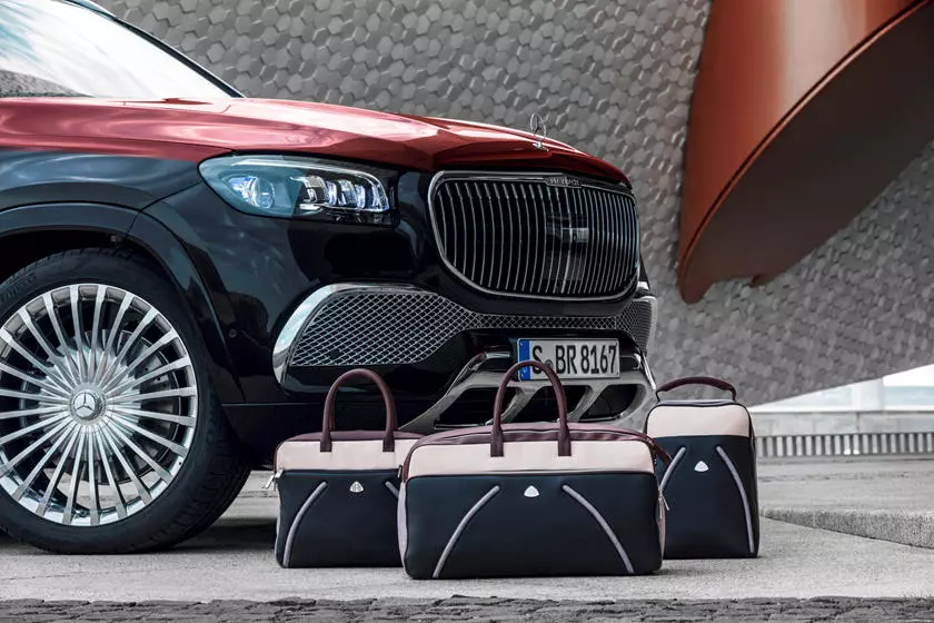 Ang 2021 Mercedes-Maybach GLS 600 Nagdala sa Kaluho Sa Bag-ong Kataas 13178_19