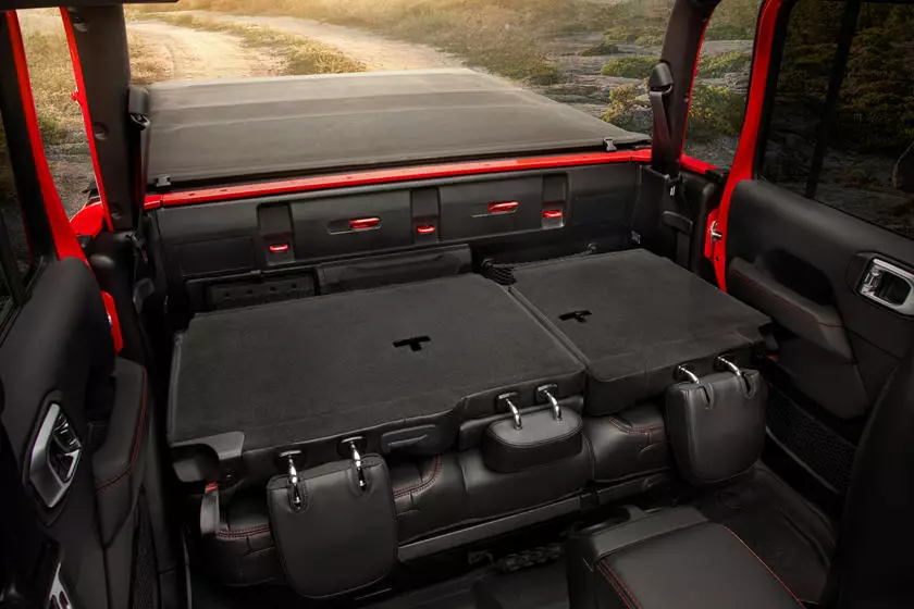 Jeep Gladiator stražnja suvozačka sjedala 2020