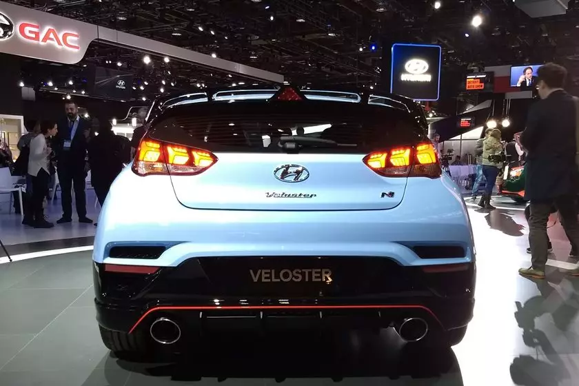 新的现代 Veloster N 是驾驶者的汽车，它的竞争对手不是 13346_5