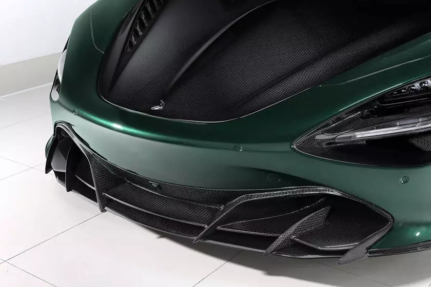 ماكلارين 720S سبايدر تحصل على تحول كربون فائق 13386_6