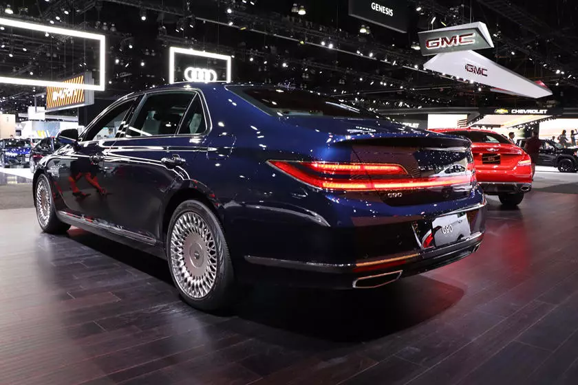 2020 Genesis G90 Eerste kyk-oorsig: vlagskip-sedan kry 'n uiterse opknapping 13510_2