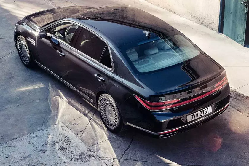 2020 Genesis G90 Eerste kyk-oorsig: vlagskip-sedan kry 'n uiterse opknapping 13510_4