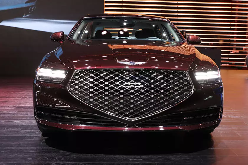 2020 Genesis G90 Eerste kyk-oorsig: vlagskip-sedan kry 'n uiterse opknapping 13510_6