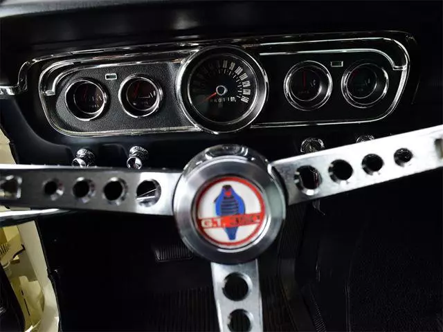 Waxaad iibsan kartaa 1966 Shelby GT350 Ford Mustang Prototype 13515_3