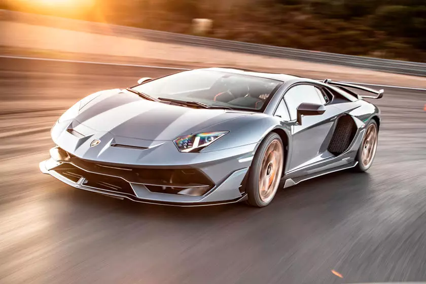 Aquí teniu per què el successor de Lamborghini Aventador guanyarà pes 13547_10