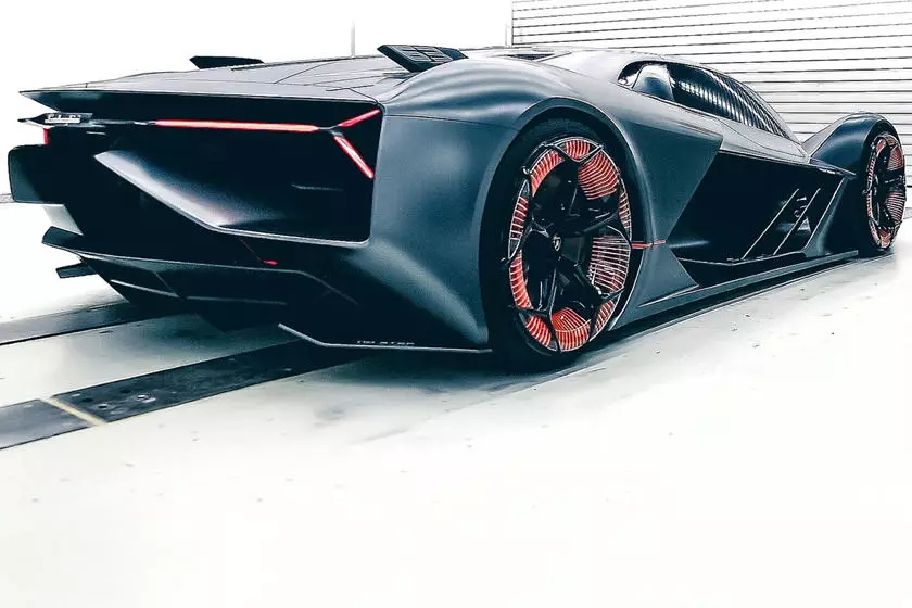 Ania Ngano nga ang Lamborghini Aventador Successor Makadugang Timbang 13547_2