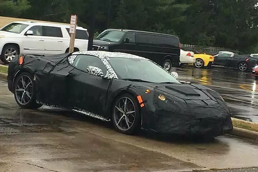 Maṣe nireti Corvette Mid-Engine Lati fọ Ideri Eyikeyi Akoko Laipe 13583_6