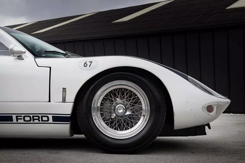 Labai retas „Ford GT40“ gali atnešti 10 000 000 USD 1369_12