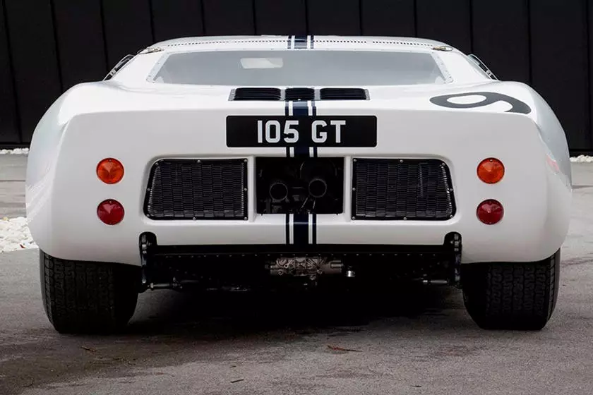 סופר נדיר פורד GT40 יכול להביא $10,000,000 1369_4