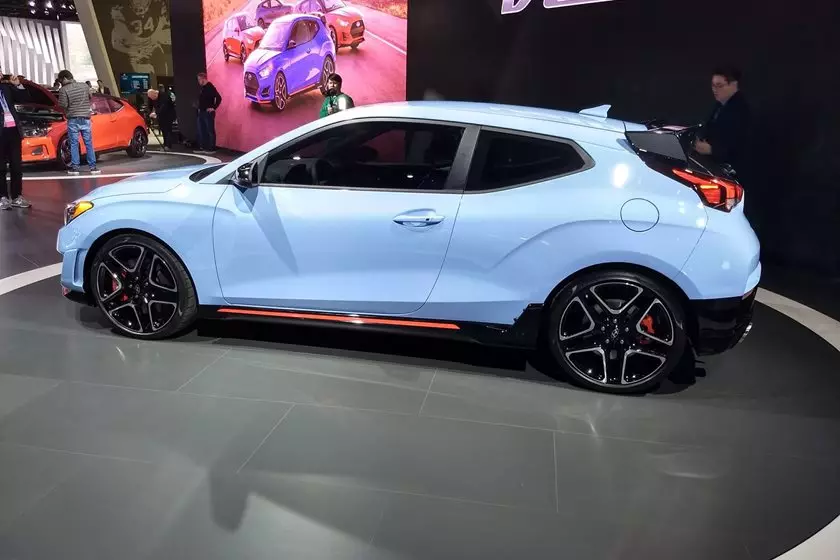 Hindi Aaminin ng Hyundai, Ngunit Kakayanin ng Bagong Veloster ang AWD 13702_6