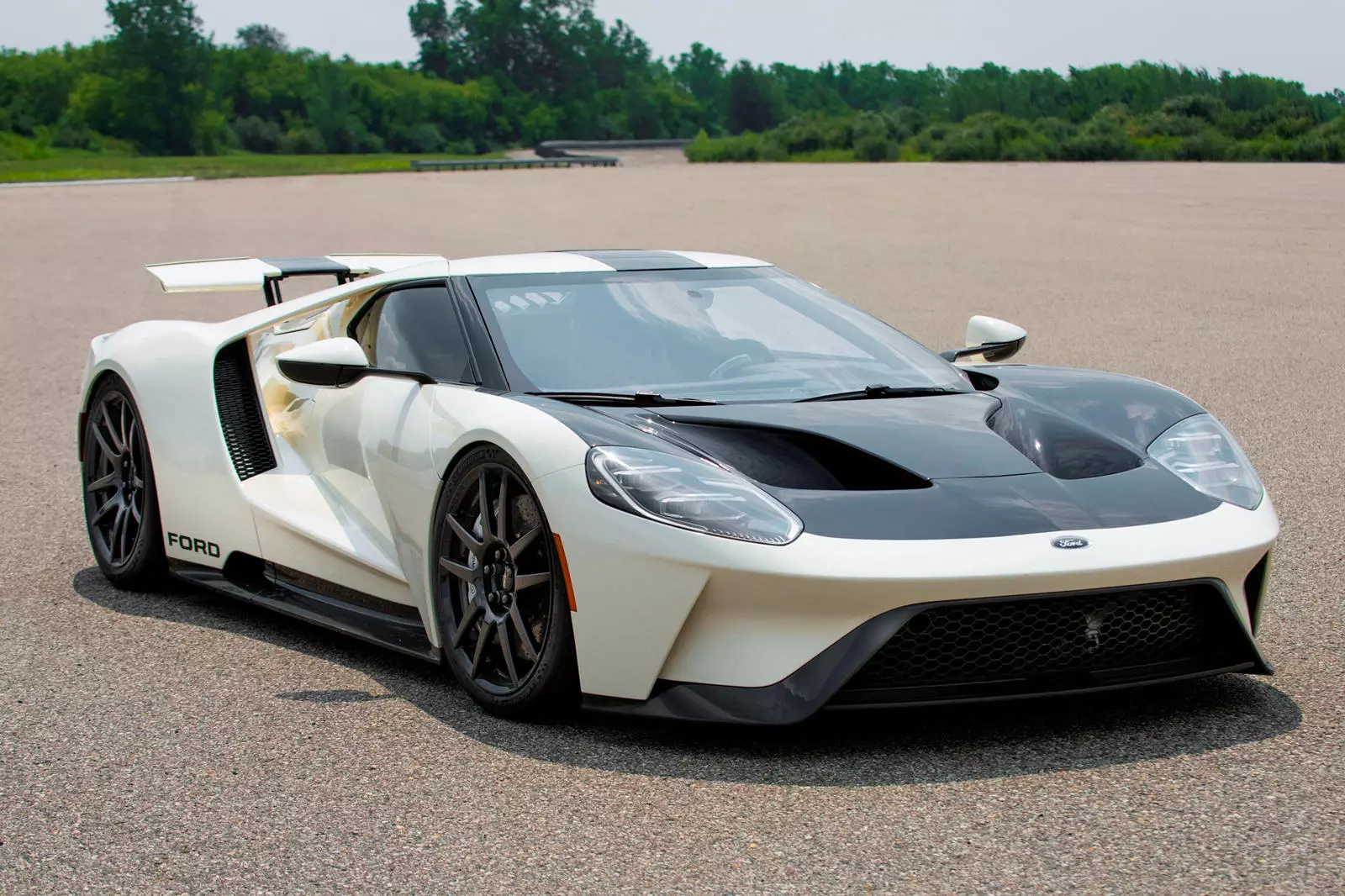 Haɗu da Ford GT '64 Ɗabi'ar Ƙa'idar Gado