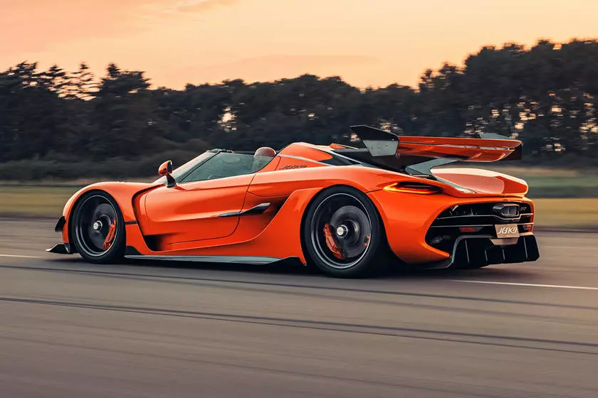 Koenigsegg ເປີດເຜີຍການຜະລິດ Pre-Series ທີ່ງົດງາມ Jesko 13918_2