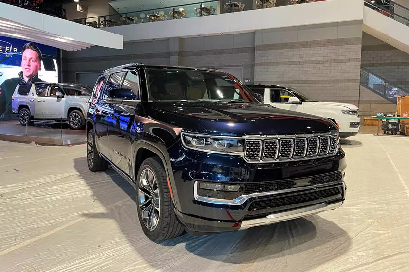 O Jeep Grand Wagoneer 2022 parece listo para combater o Cadillac Escalade 14061_8