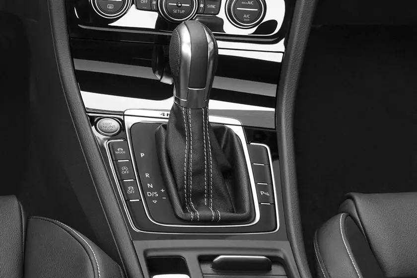 2015-2019 Volkswagen Golf R Gear Shifter