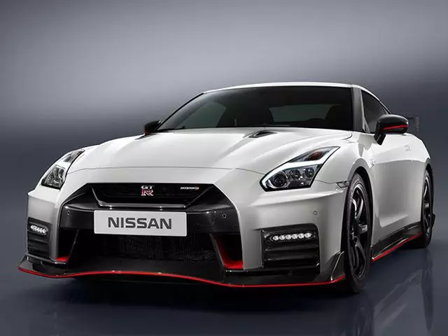 Nissan Salin BMW M Dan AMG Dengan Rancangan Untuk Mengembangkan Nismo 1420_5