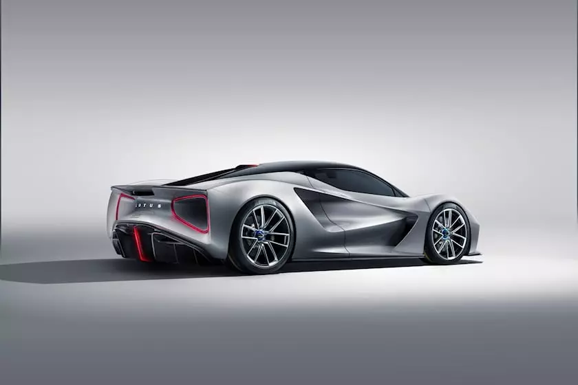 2020 Lotus Evija Изглед отзад