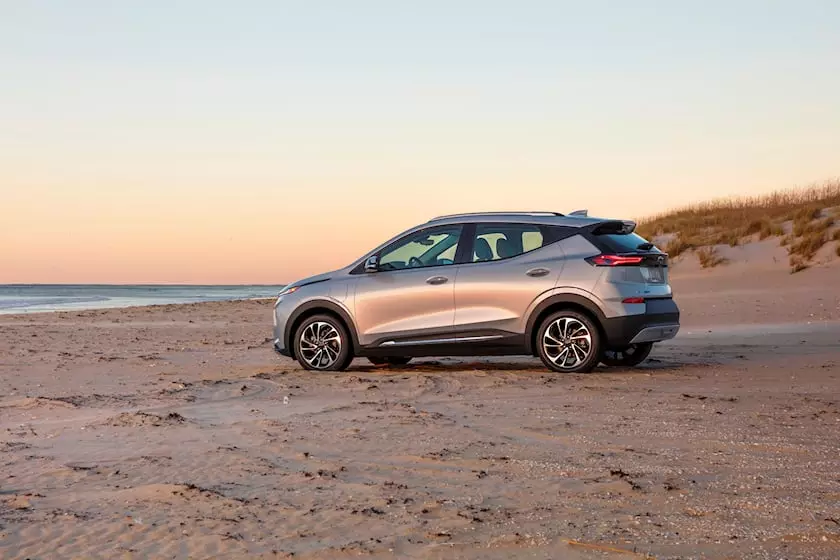 2022 Chevrolet Bolt EUV Lateral View