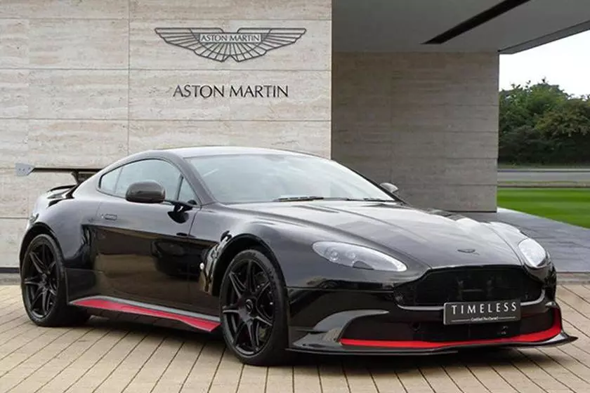 Ocenenie tohto vzácneho modelu Aston Martin Vantage GT8 je úžasné