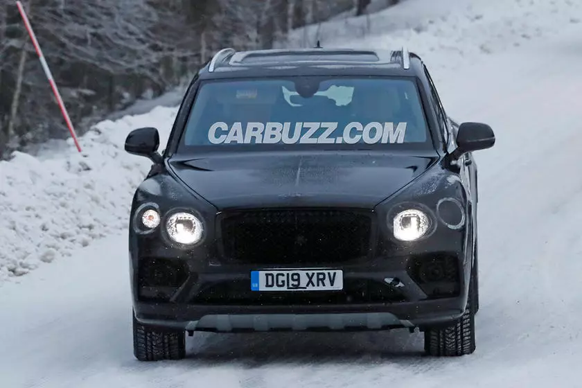 Bentley Bentayga ansiktslyftning kommer att slåss mot Aston Martin DBX 14669_4