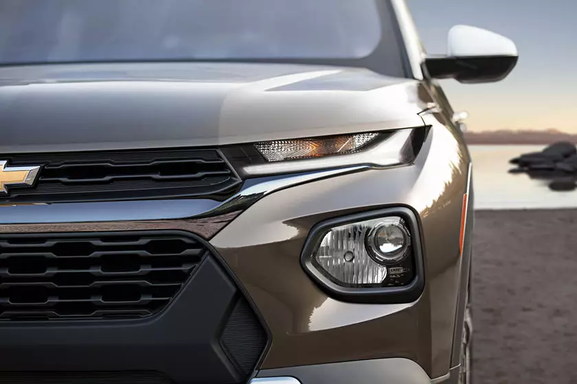 Ọhụrụ Chevy Trailblazer dị mma karịa Trax 14788_6