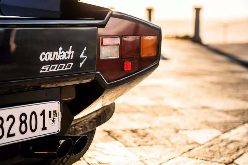 Gade: 50 ane nan Lamborghini Countach la 14899_16