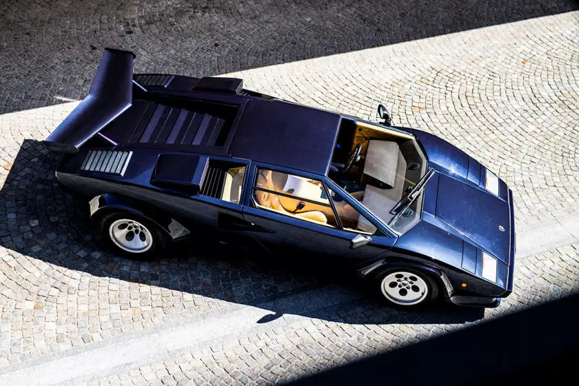 Tomosha qiling: Lamborghini Countach-ga 50 yil 14899_8