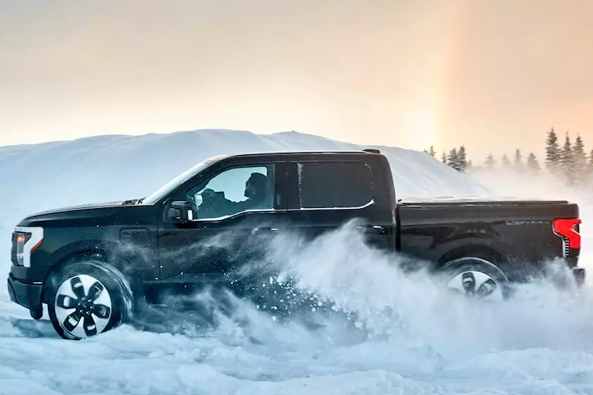 Ford F-150 Lightning gør det nemt at bugsere tunge læs i ekstremt vejr 15150_8