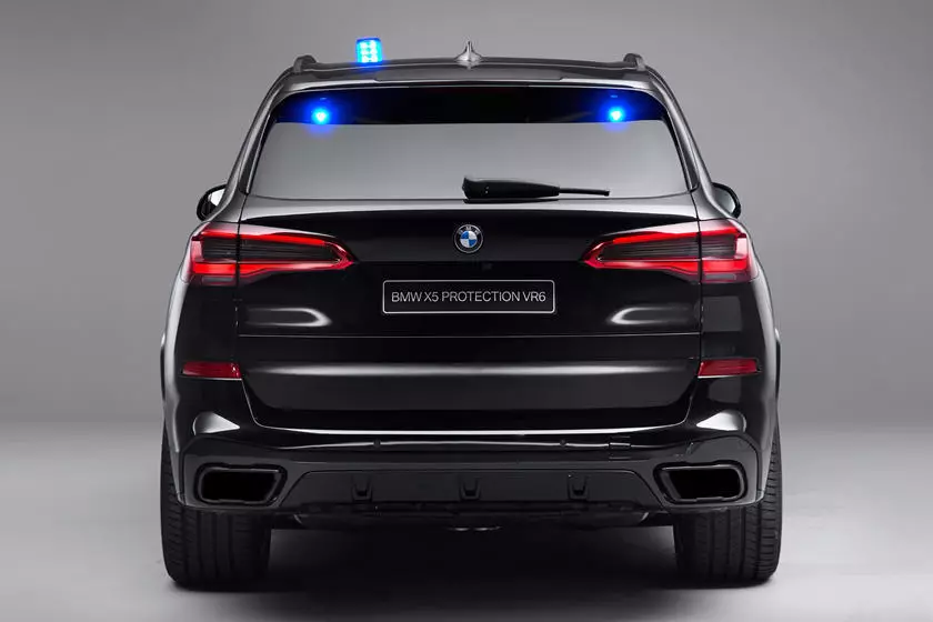 Mahavariana ny vazivazy Tesla Cybertruck an'ny BMW 15188_6