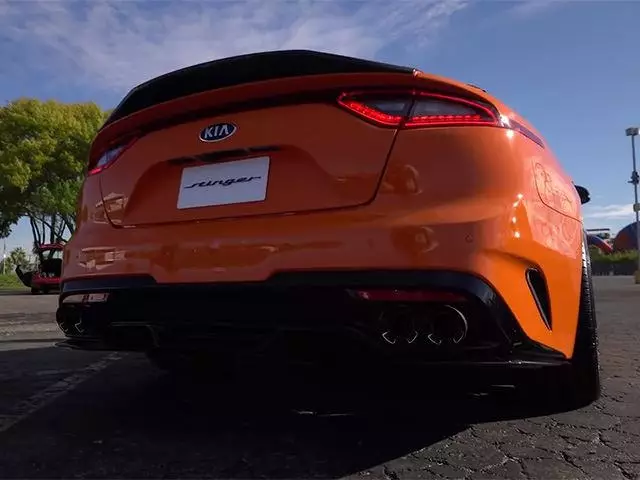 Izwa Ukuthi I-Kia Stinger Izwakala Kanjani Nge-Borla Exhaust 15234_1