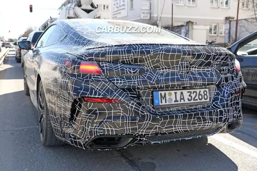 SPIED: Кийинки муундагы BMW 8 сериясындагы купе жана кабриолет Германияда кармалды 15243_18