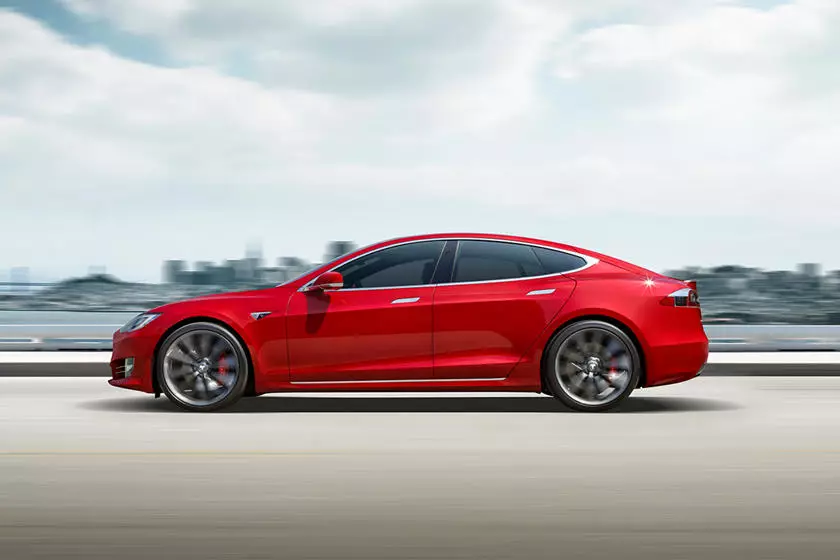 På markedet for en brukt Tesla? Les dette først 15415_2