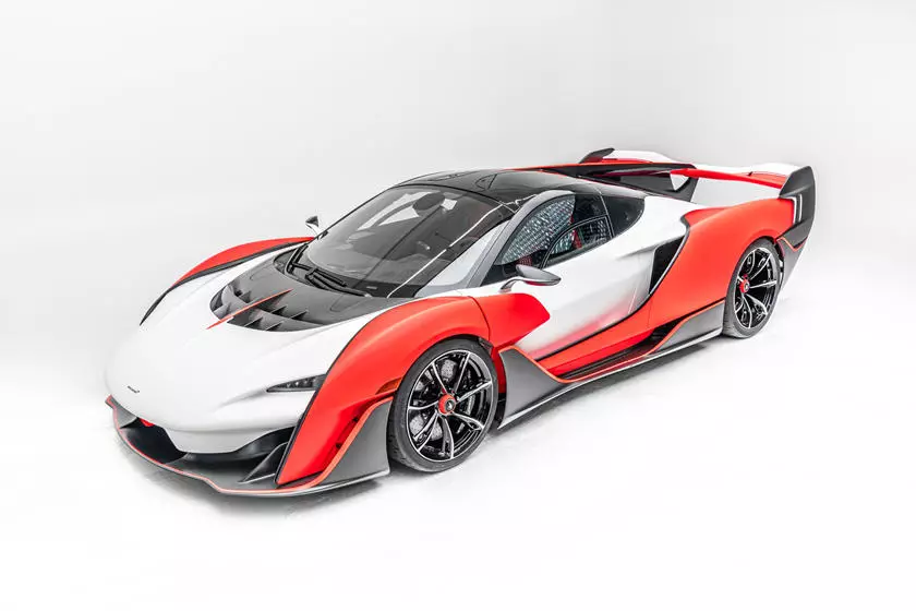 Cymhariaeth Hypercar: McLaren Senna Vs. McLaren Sabre 15445_3