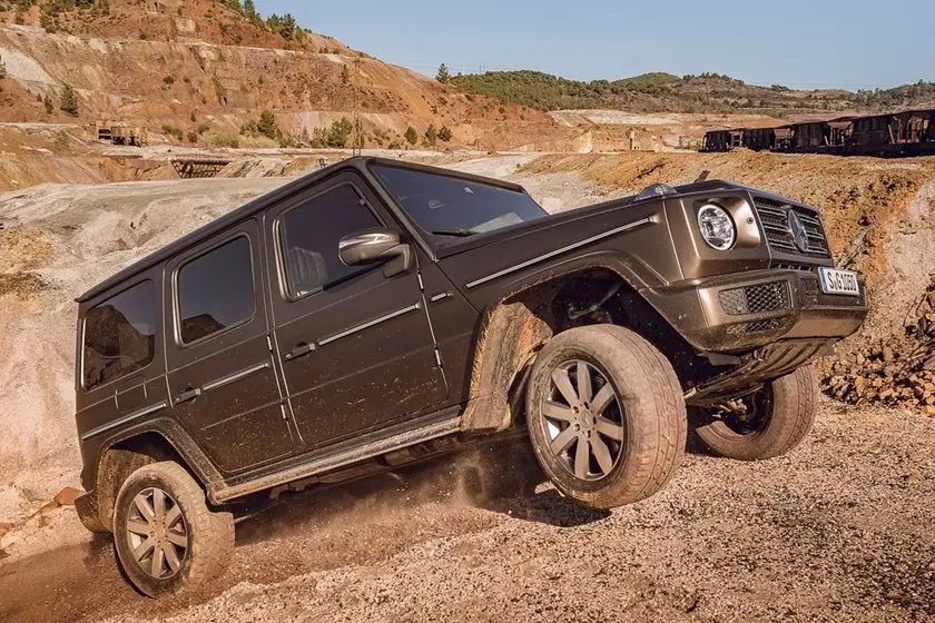 Shikoni se si erdhi në jetë Mercedes-Benz G-Class i ri 15608_2