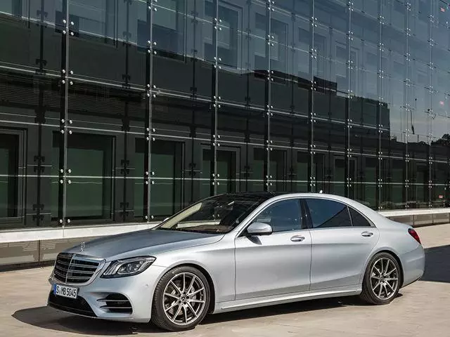 Ny Mercedes S-klasse vil fremvise førerhjælpemidler, der efterligner autopilot 1560_4