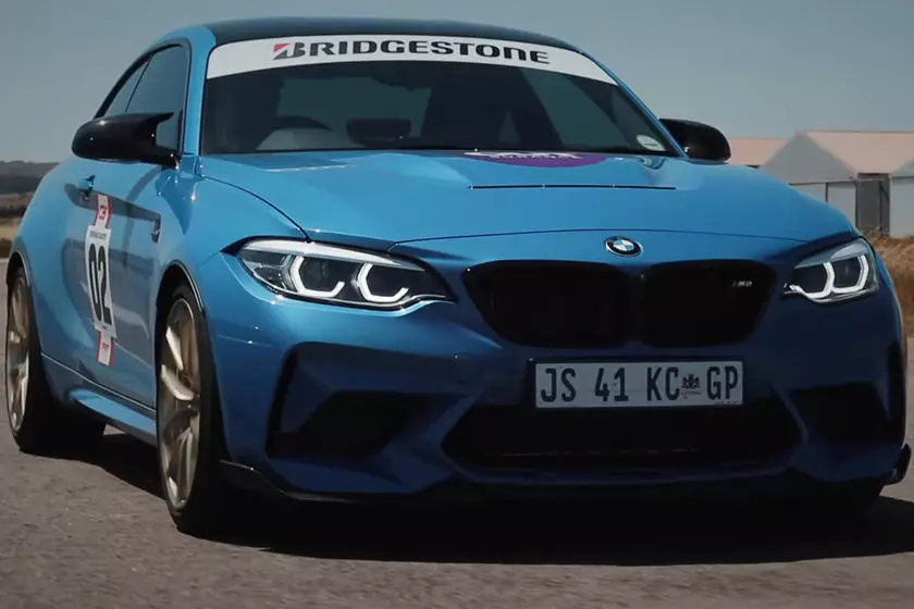 ଡ୍ରାଗ୍ ରେସ୍: BMW M2 CS ବନାମ | ମର୍ସିଡିଜ୍- AMG A45 S | 15739_1