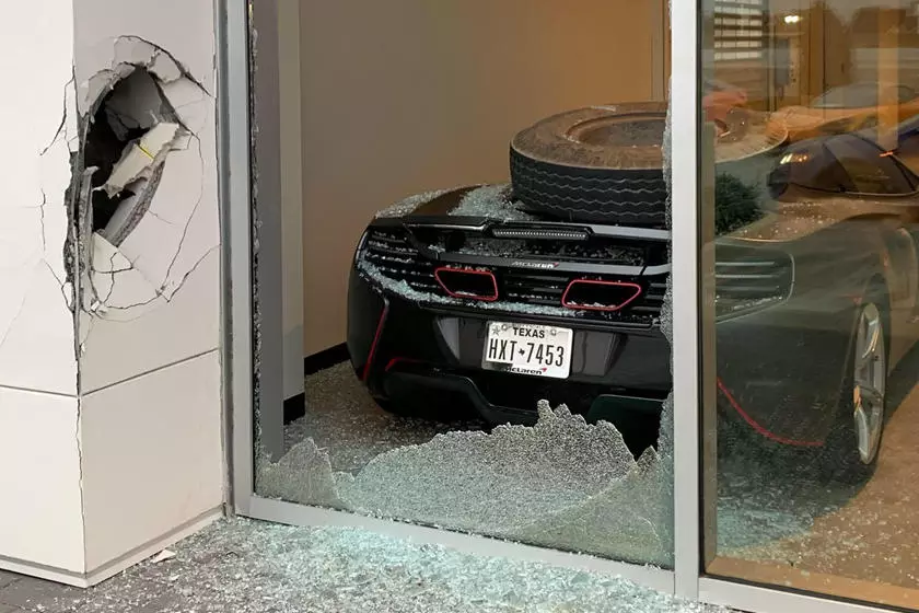 La McLaren 650S della star del baseball distrutta in un incidente strano 15891_1