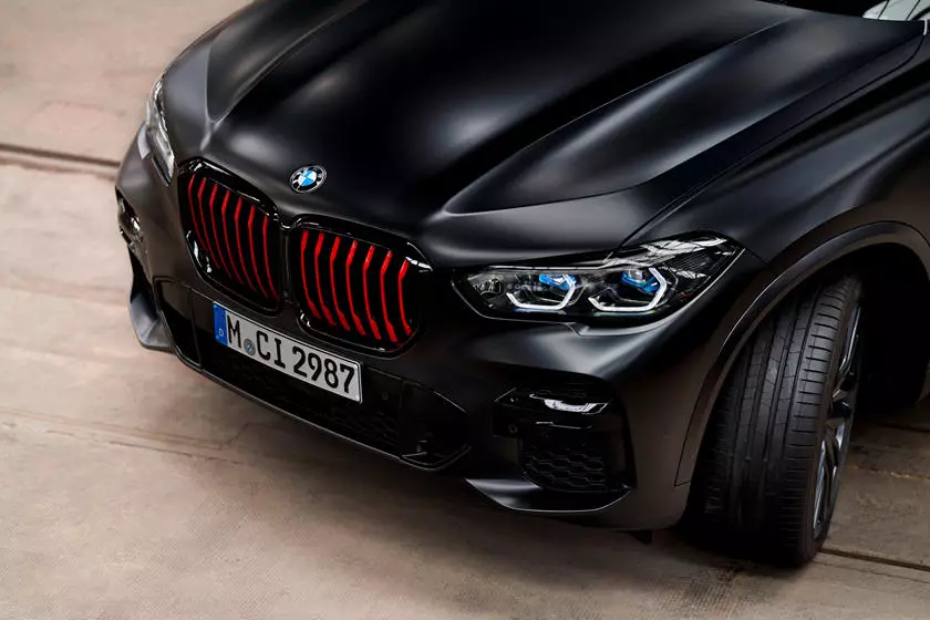 2022 BMW X5 Black Vermillion Edition Ndi Yapamwamba Yomangidwa ku America 15925_8