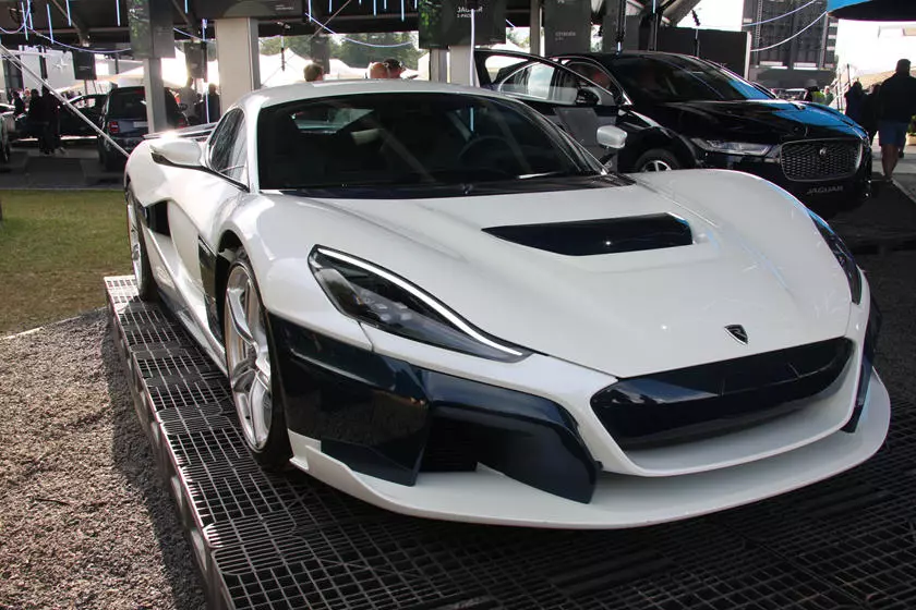 រថយន្ត Hypercar Masterpiece ថ្មីរបស់ Rimac ផ្លាស់ប្តូរច្បាប់ 16099_4