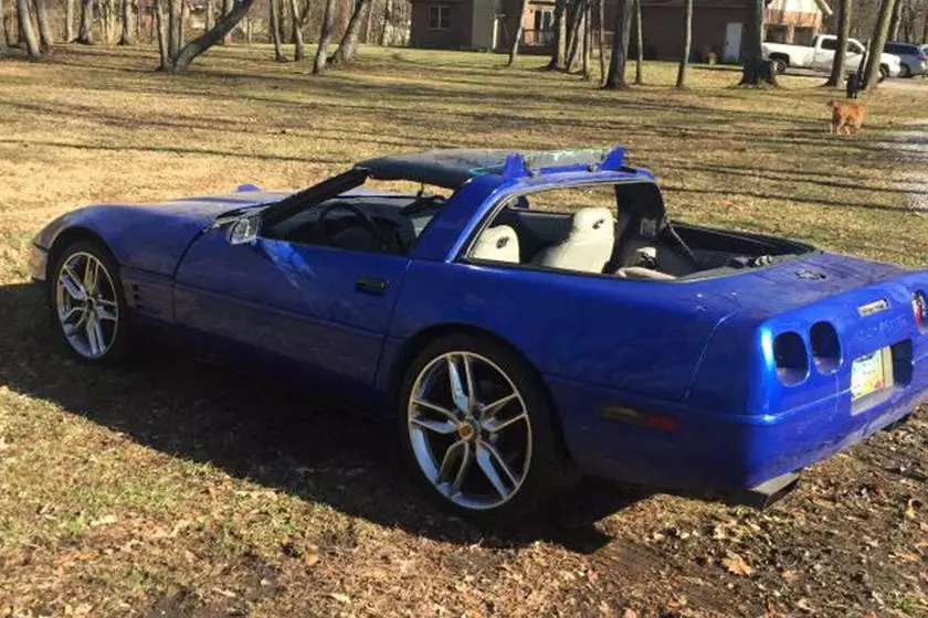 ለምንድነው ይህ የተቀበረው C4 Corvette $6,000 ዋጋ ያለው? 16143_4