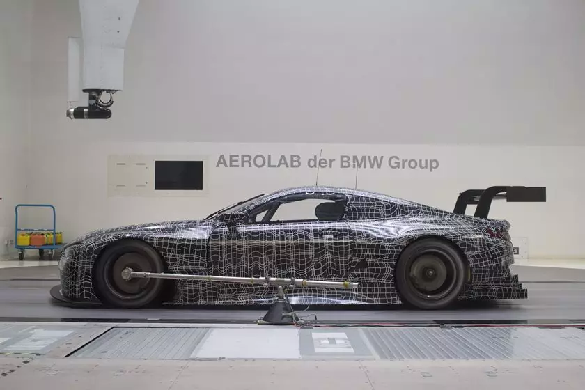 Aquest BMW M8 GTE és la versió de carreres del proper cotxe de carretera M8 16169_3