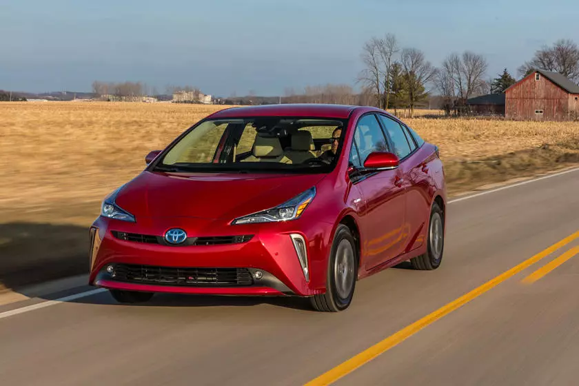 تويوتا Prius ھەر قانداق تېسلادىن بۇرۇن ئۆزىنى ھەيدەيدۇ 16173_2