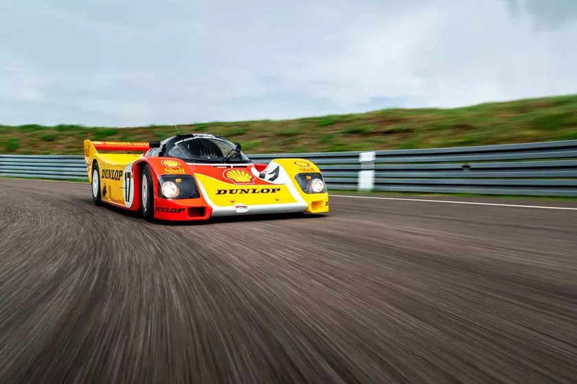 Porsche Racer อันน่าทึ่งฟื้นคืนสู่ความรุ่งโรจน์ในอดีต 16448_2