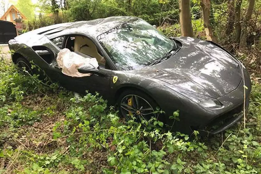 Fabbrika Frisk Il-Ferrari 488 GTB Jiġġarraf Wara 69 Mil