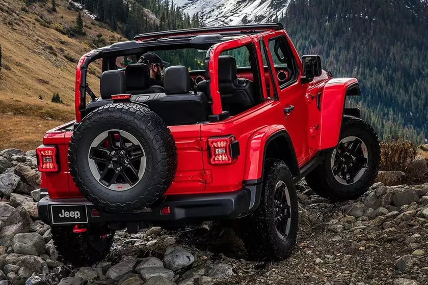 Jeep Wrangler Pikapına Yol Açmaq üçün Wrangler İstehsalını Bitirir 16536_3