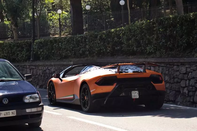 გაჟონა: Lamborghini Huracan Performante Spyder-ის პირველი სახე 16601_6