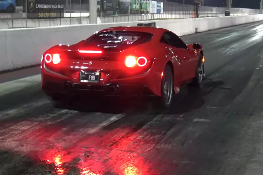 Παρακολουθήστε μια Ferrari F8 Pop A Wheelie At The Drag Strip 16614_6